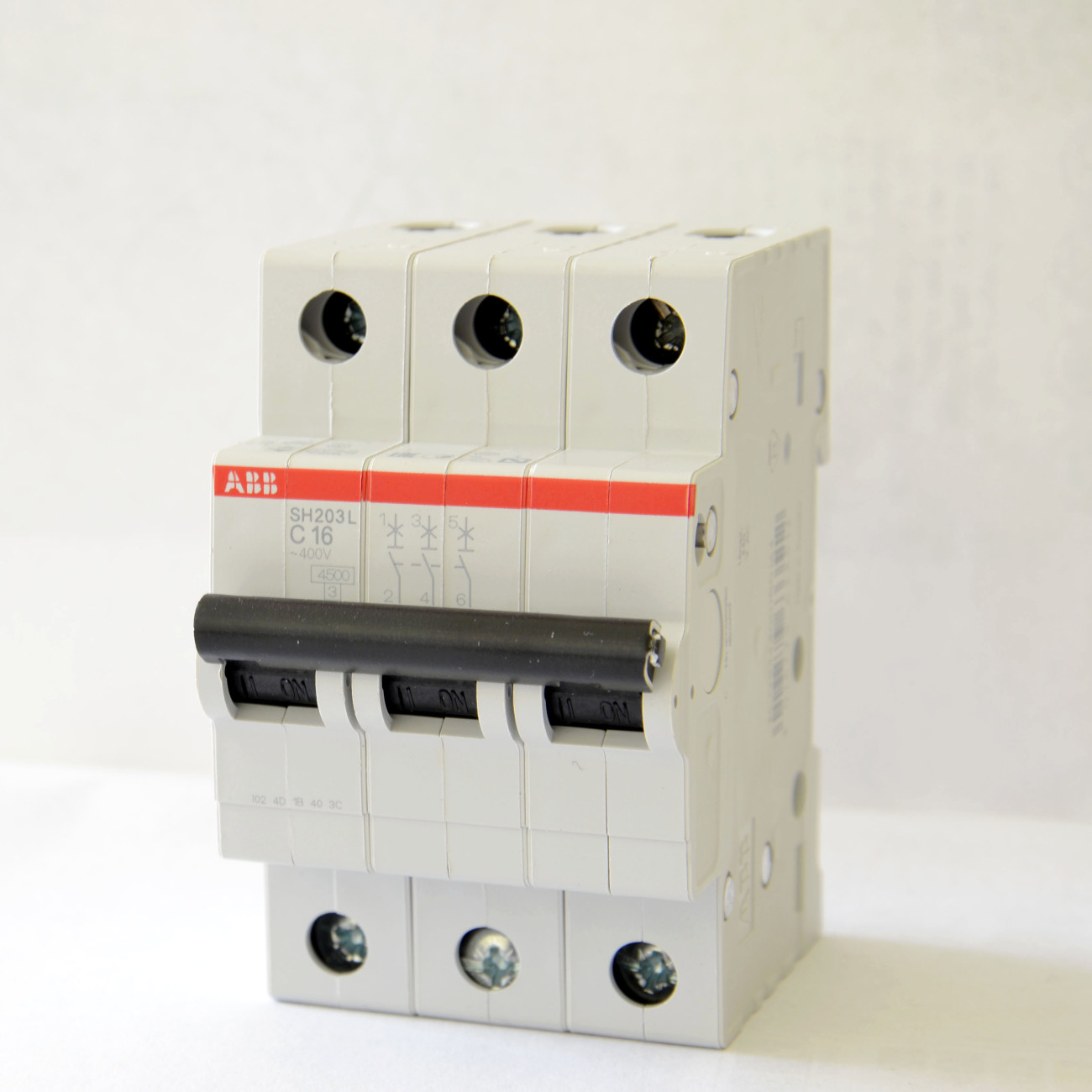 Siguranta Automata Tripolara 3p 20a 4 5ka Abb